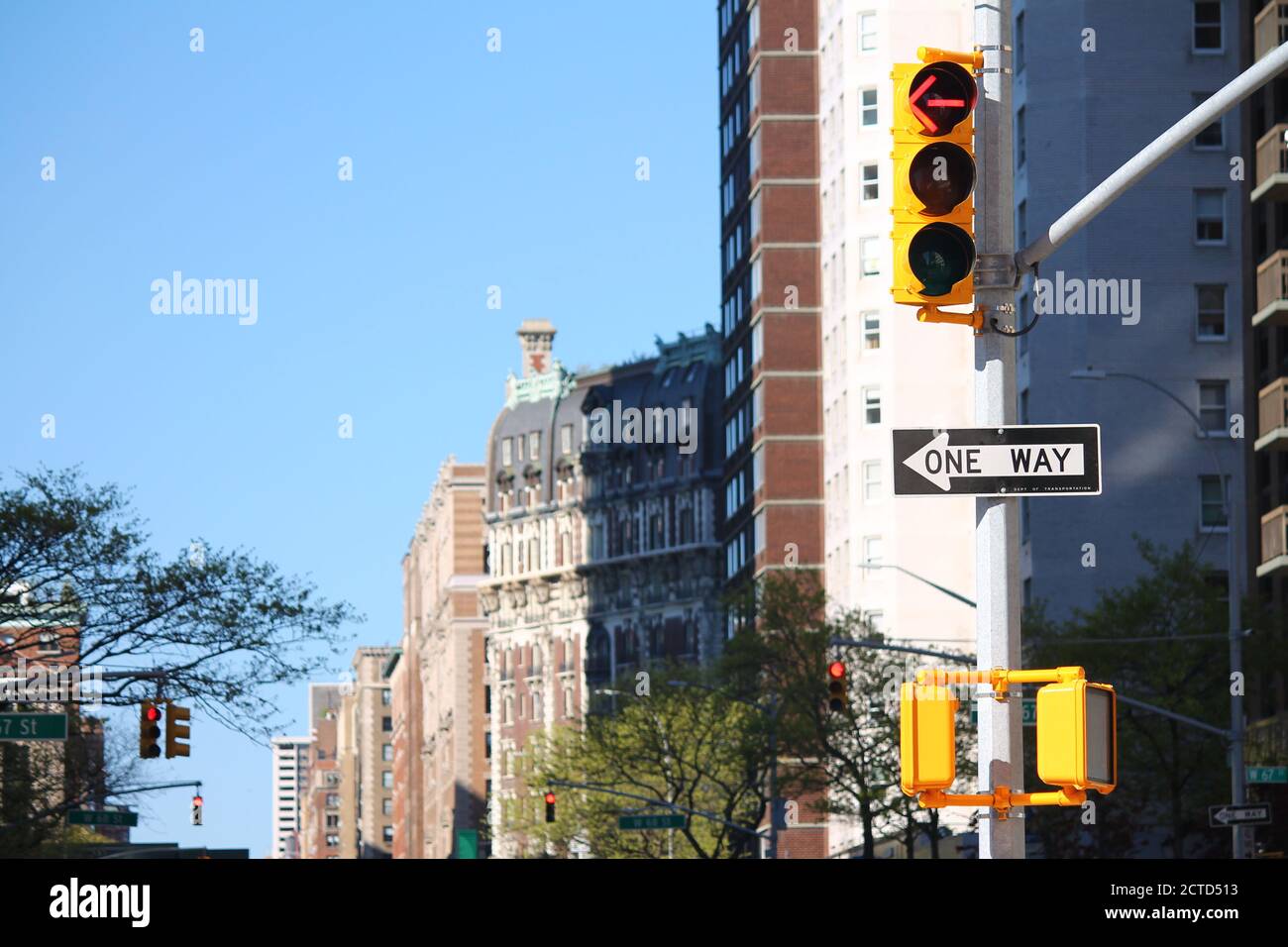 One way sign west hi-res stock photography and images - Alamy