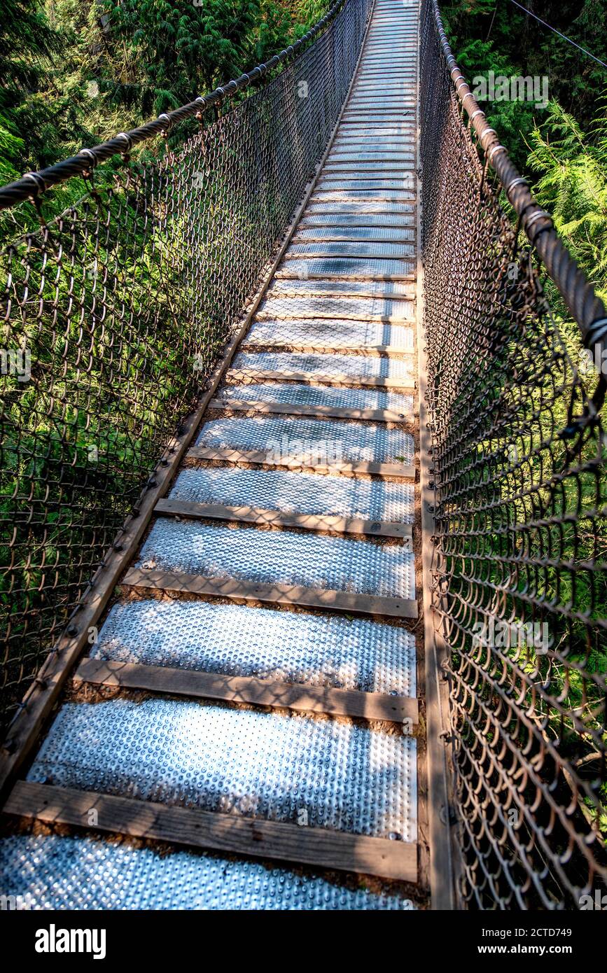 Suspended railroad hi-res stock photography and images - Alamy