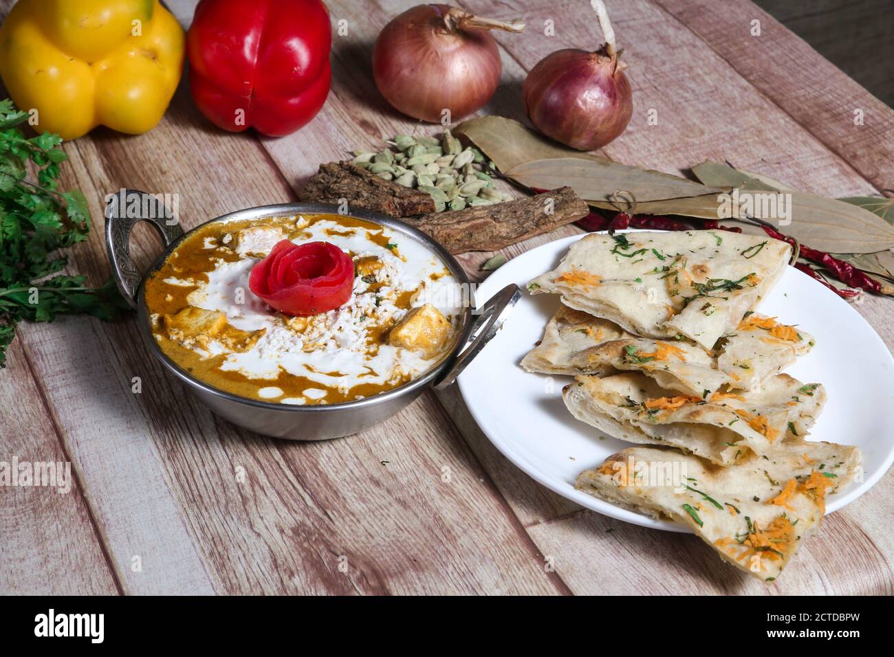 Indian restaurant best testy food chicken Stock Photo - Alamy