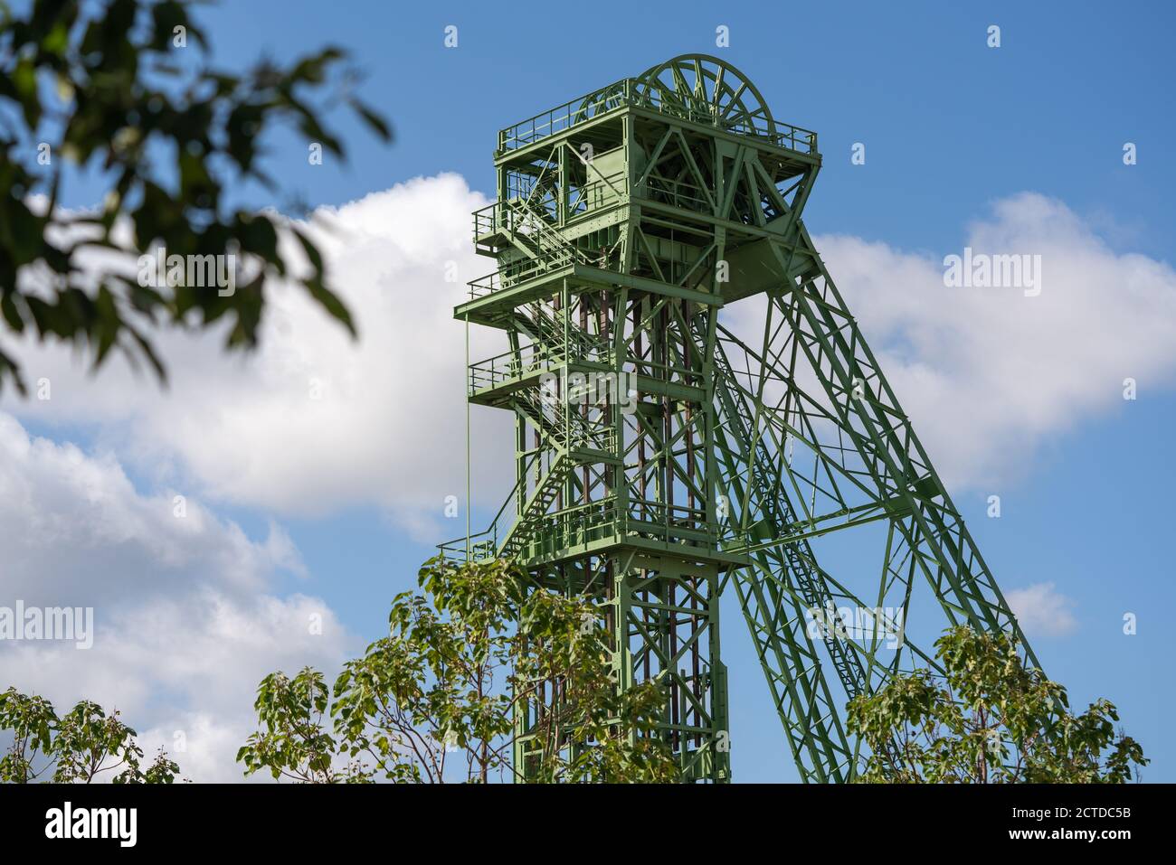 Pit_frame hi-res stock photography and images - Alamy