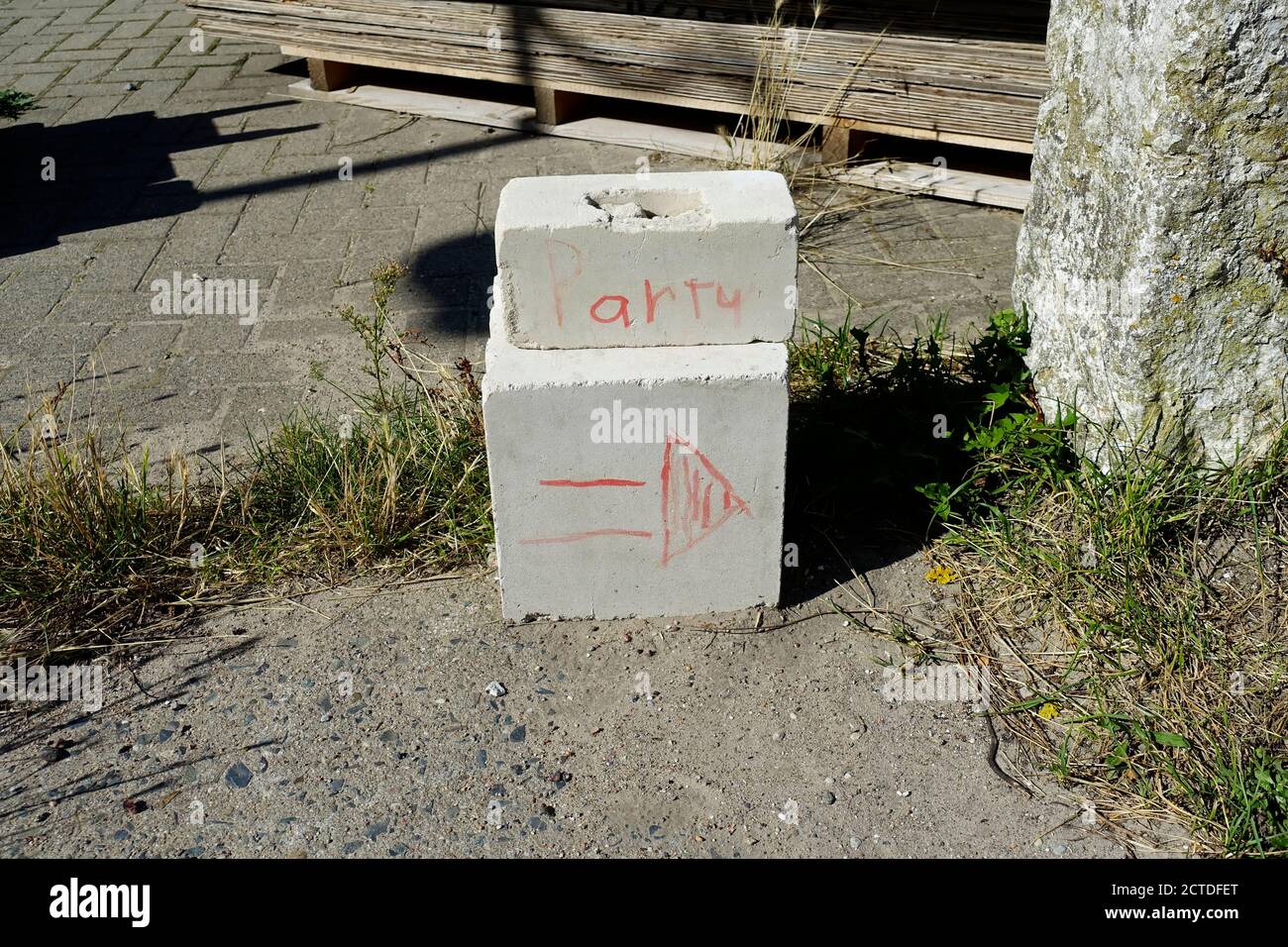 After work party at the beach hi-res stock photography and images - Alamy
