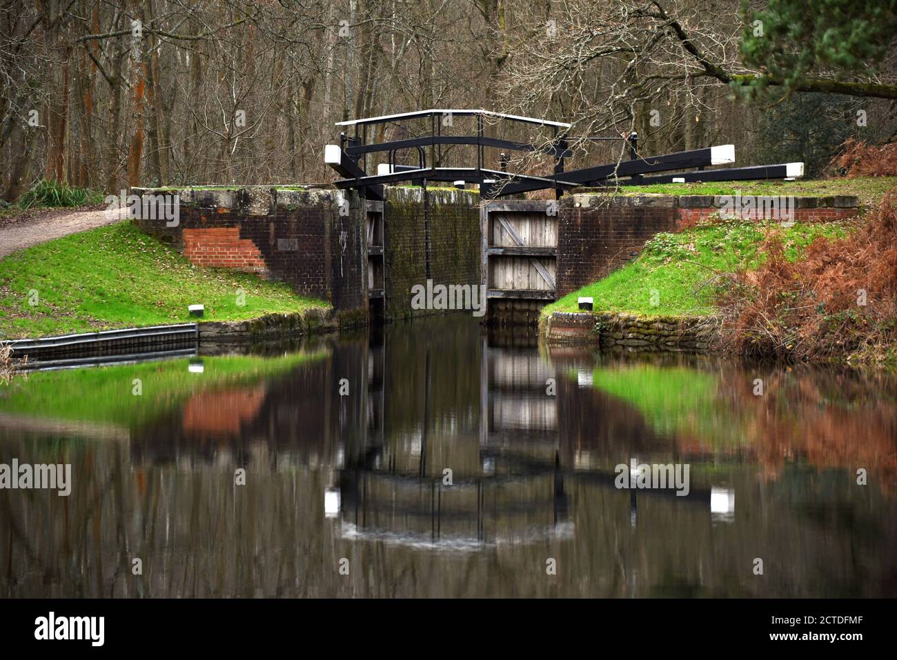 Canal at deepcut hi-res stock photography and images - Alamy