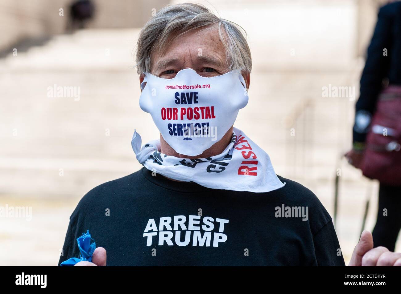 Save our postal service face mask hi-res stock photography and images ...