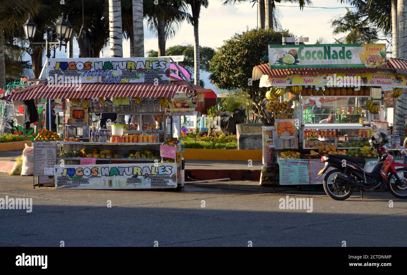 Colombia - Salento Fruit Juice Vendors preparing for the day Stock ...