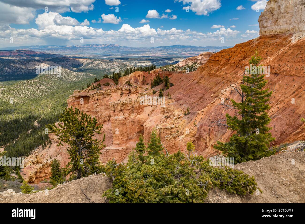 Rainbow Point Overlook in Bryce Canyon National Park, Utah Stock Photo ...