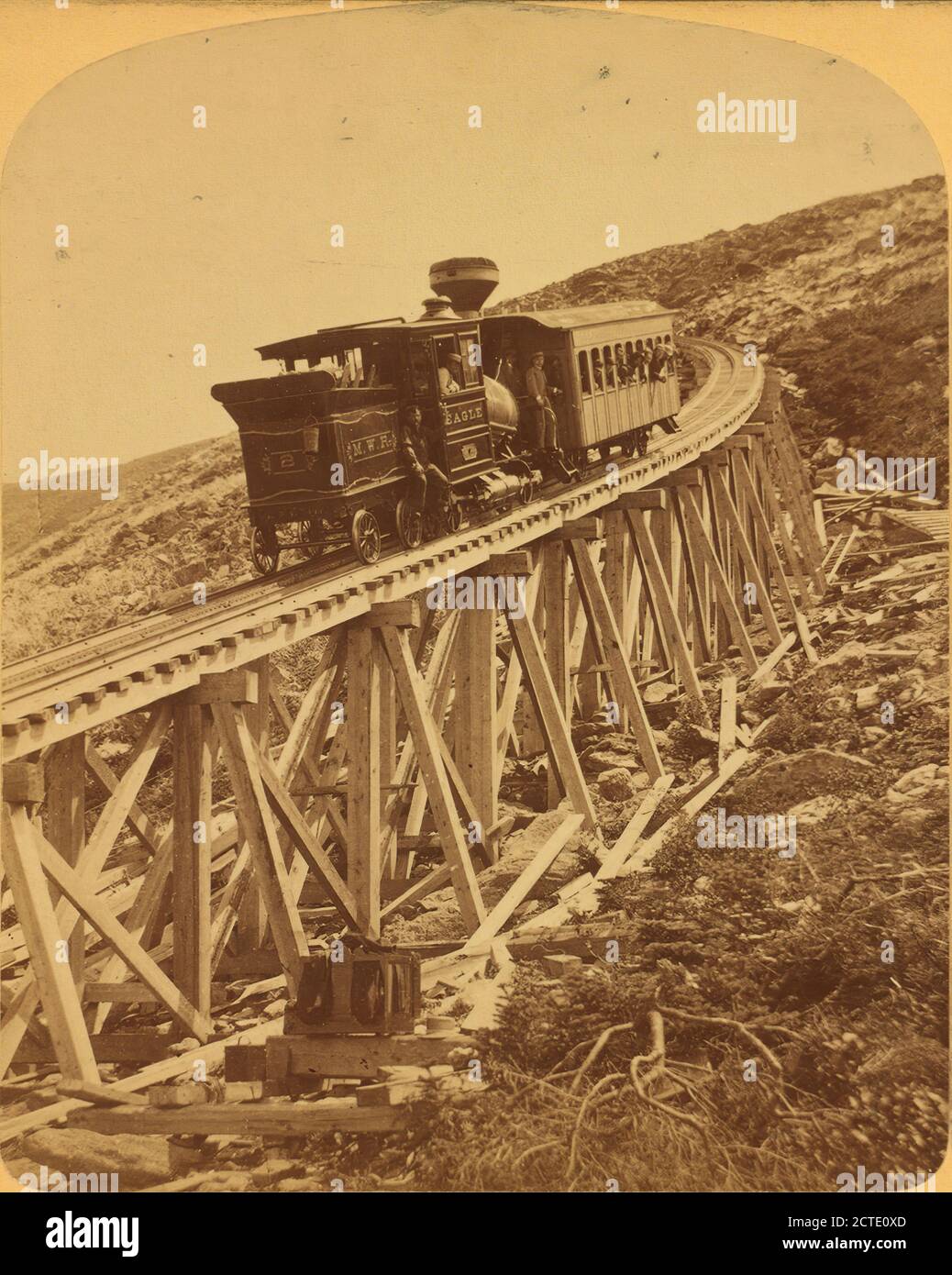 Train going up mountain hi-res stock photography and images - Alamy