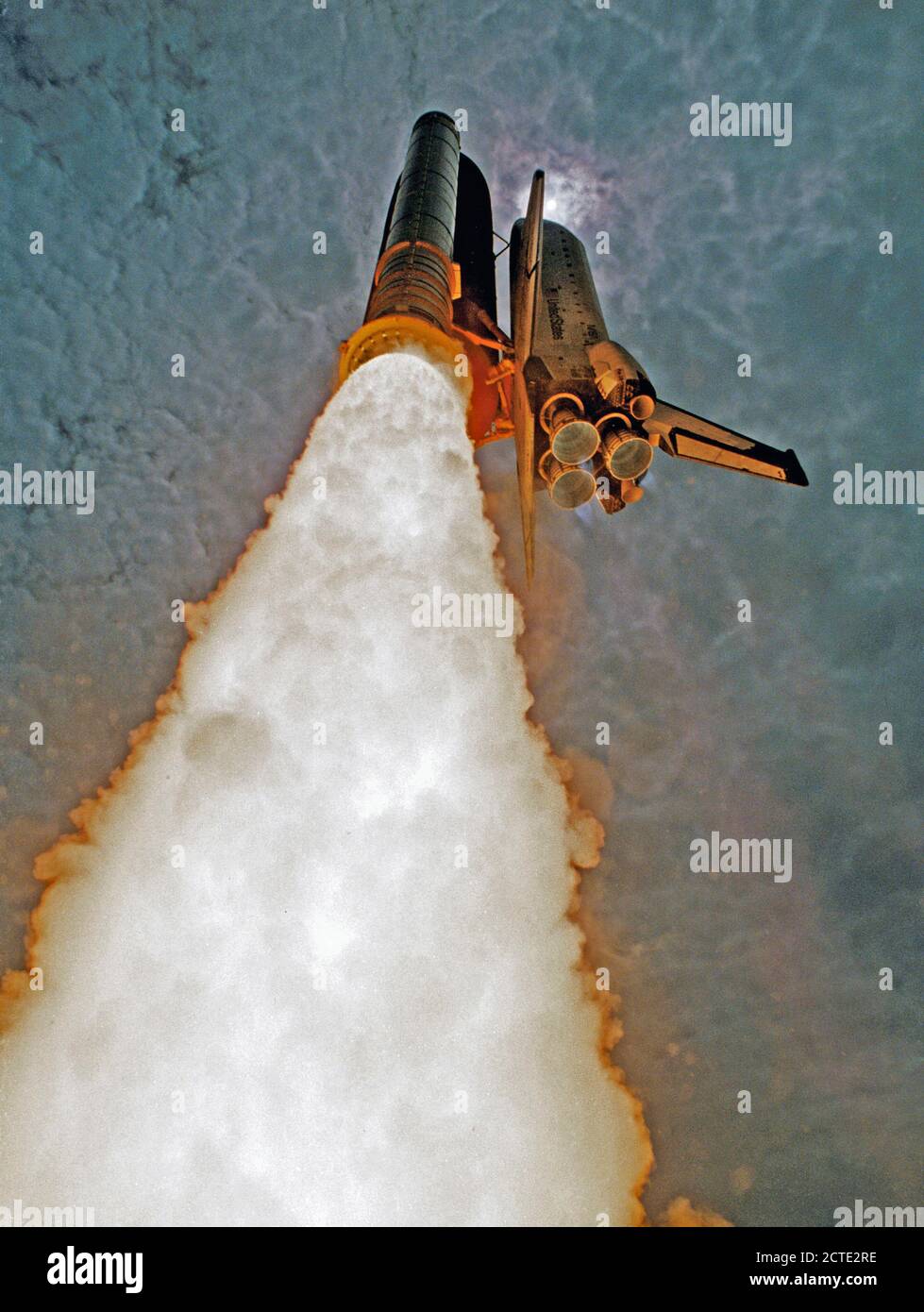 STS-50 Columbia, OV-102, soars into the sky after KSC liftoff Stock ...