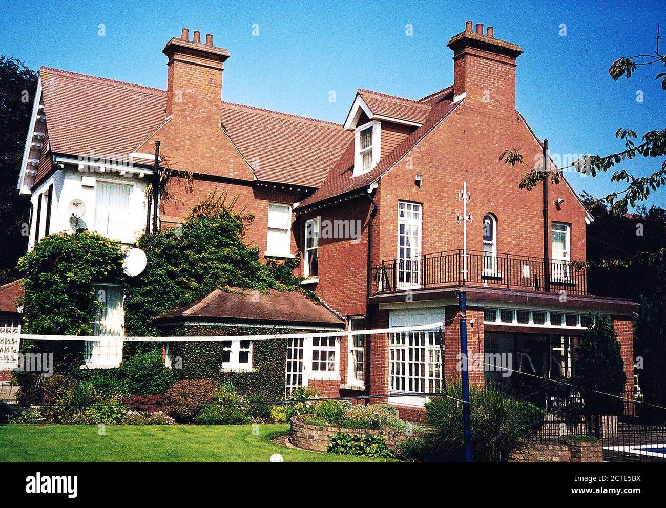 Dublin - Mid-Level Position Residence - 2000 Stock Photo - Alamy
