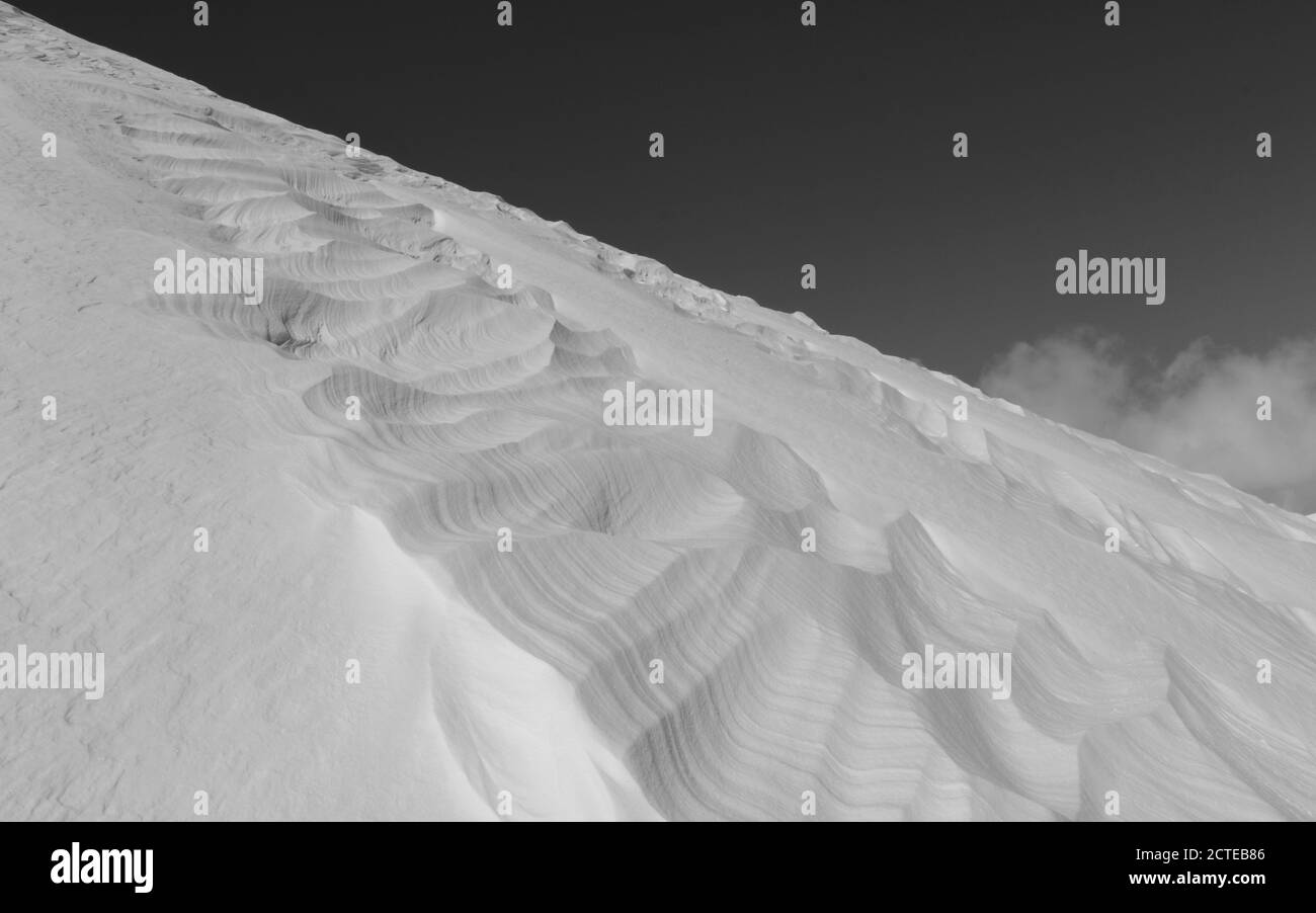 Windswept lines hi-res stock photography and images - Alamy