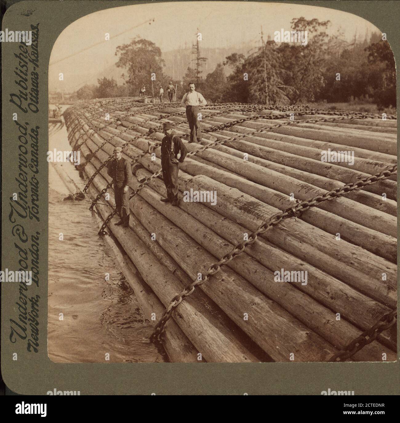 Log raft columbia river hi-res stock photography and images - Alamy