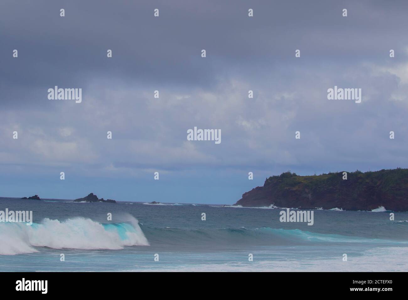 Beautifulwave hi-res stock photography and images - Alamy