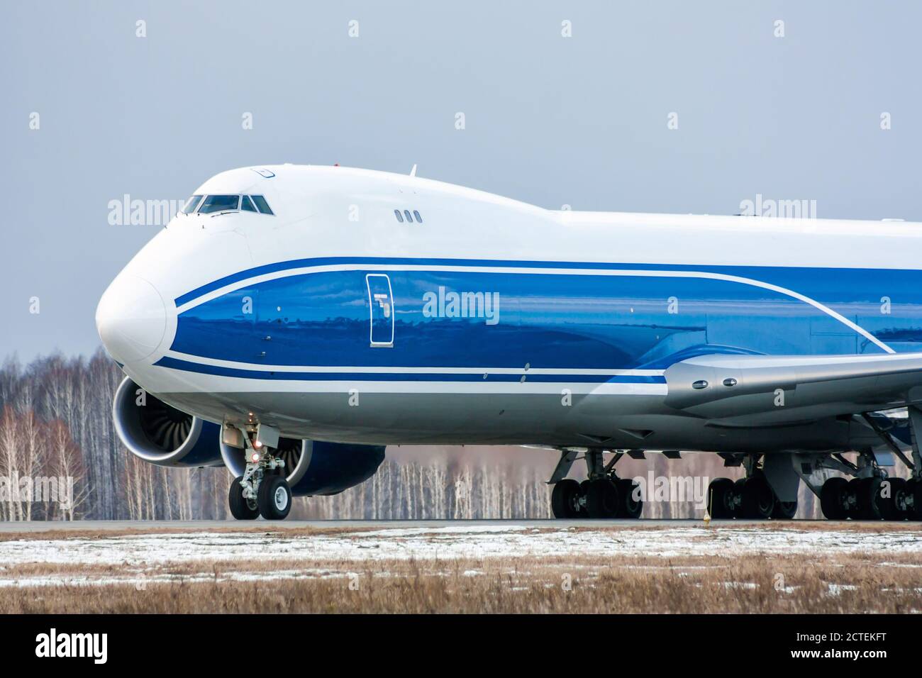 Body of plane hi-res stock photography and images - Alamy