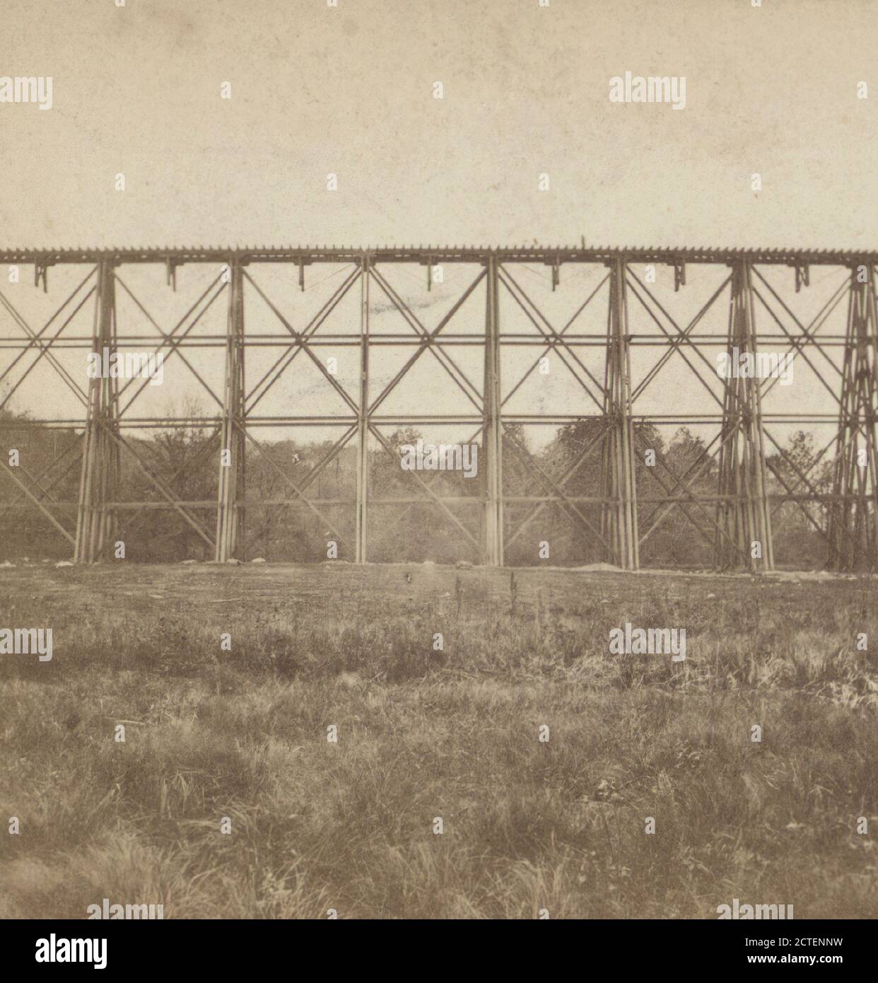 Railroad bridge trestles hi-res stock photography and images - Alamy