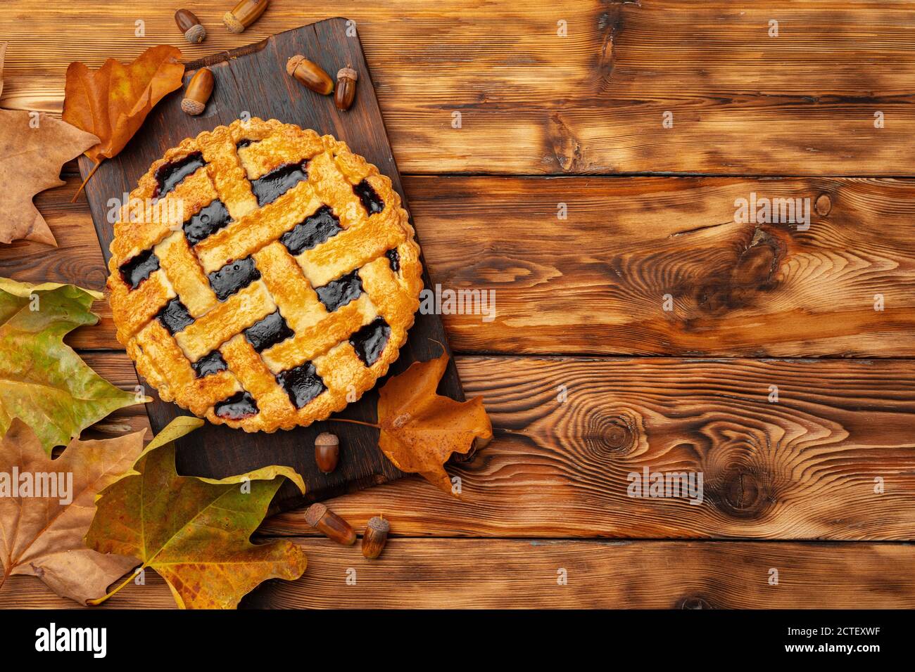Top view of a traditional american thanksgiving pie top view Stock ...