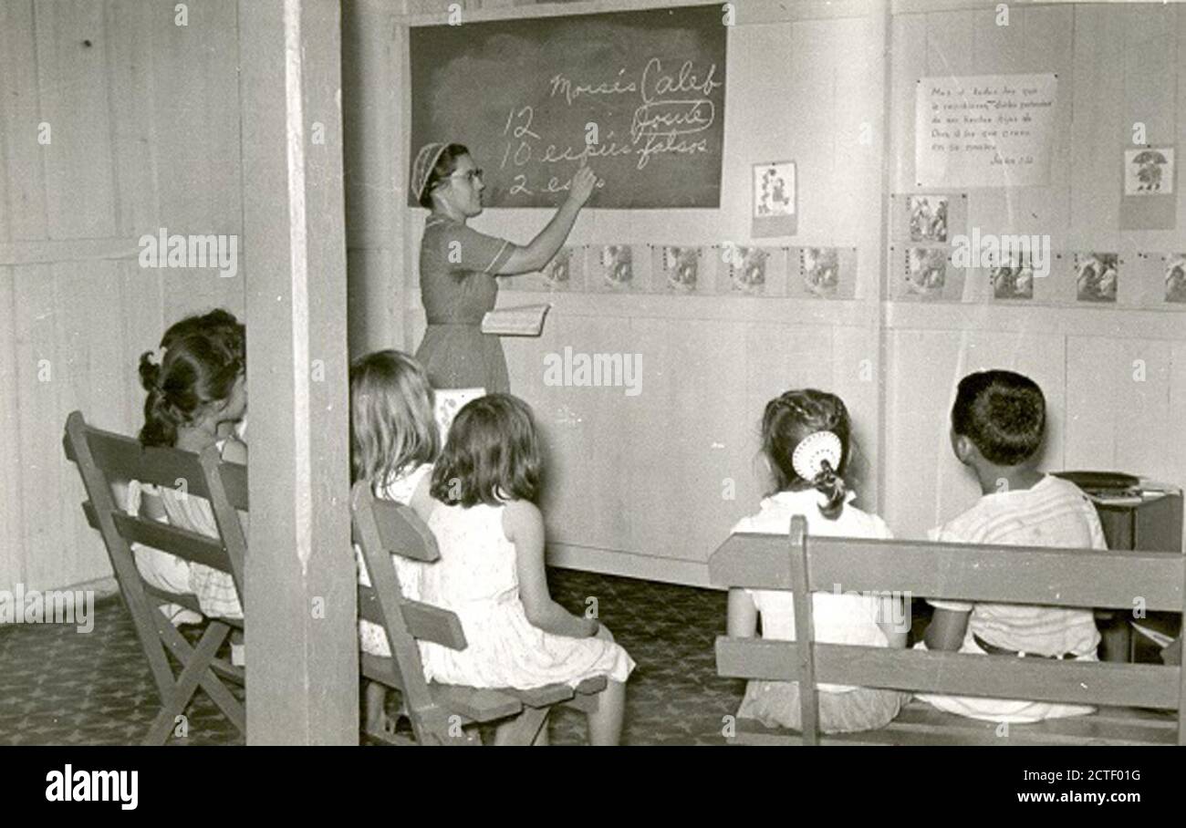 Bible teaching class hi-res stock photography and images - Alamy