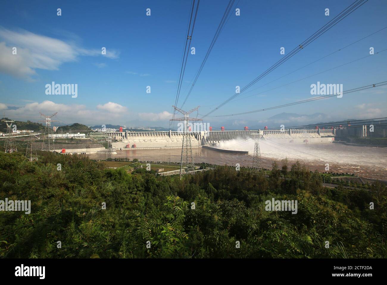 Three gorges sanxia dam hi-res stock photography and images - Alamy