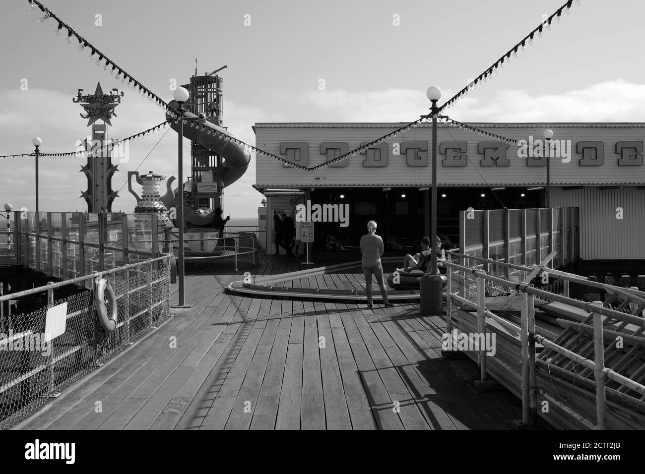 Sandown Pier amusements on seafront Isle of Wight Stock Photo - Alamy