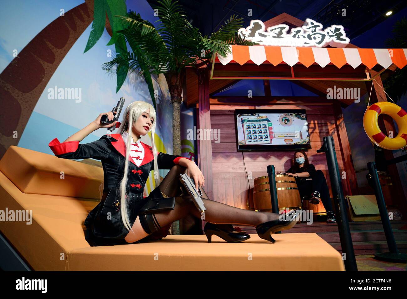 Cosplayers dress up as figures from animations, comics, and games ...