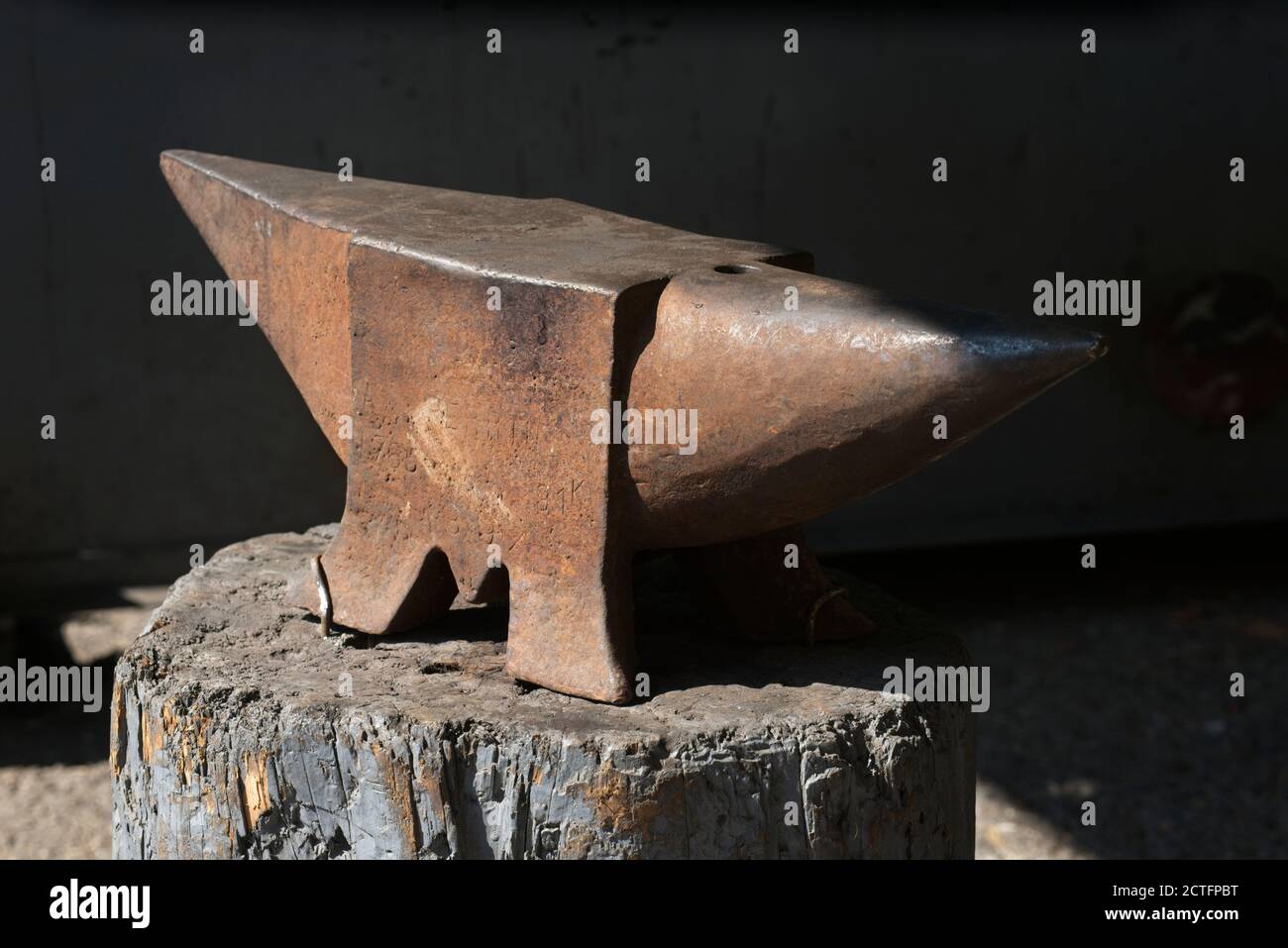 Blacksmith tools and actions forging iron objects Stock Photo - Alamy