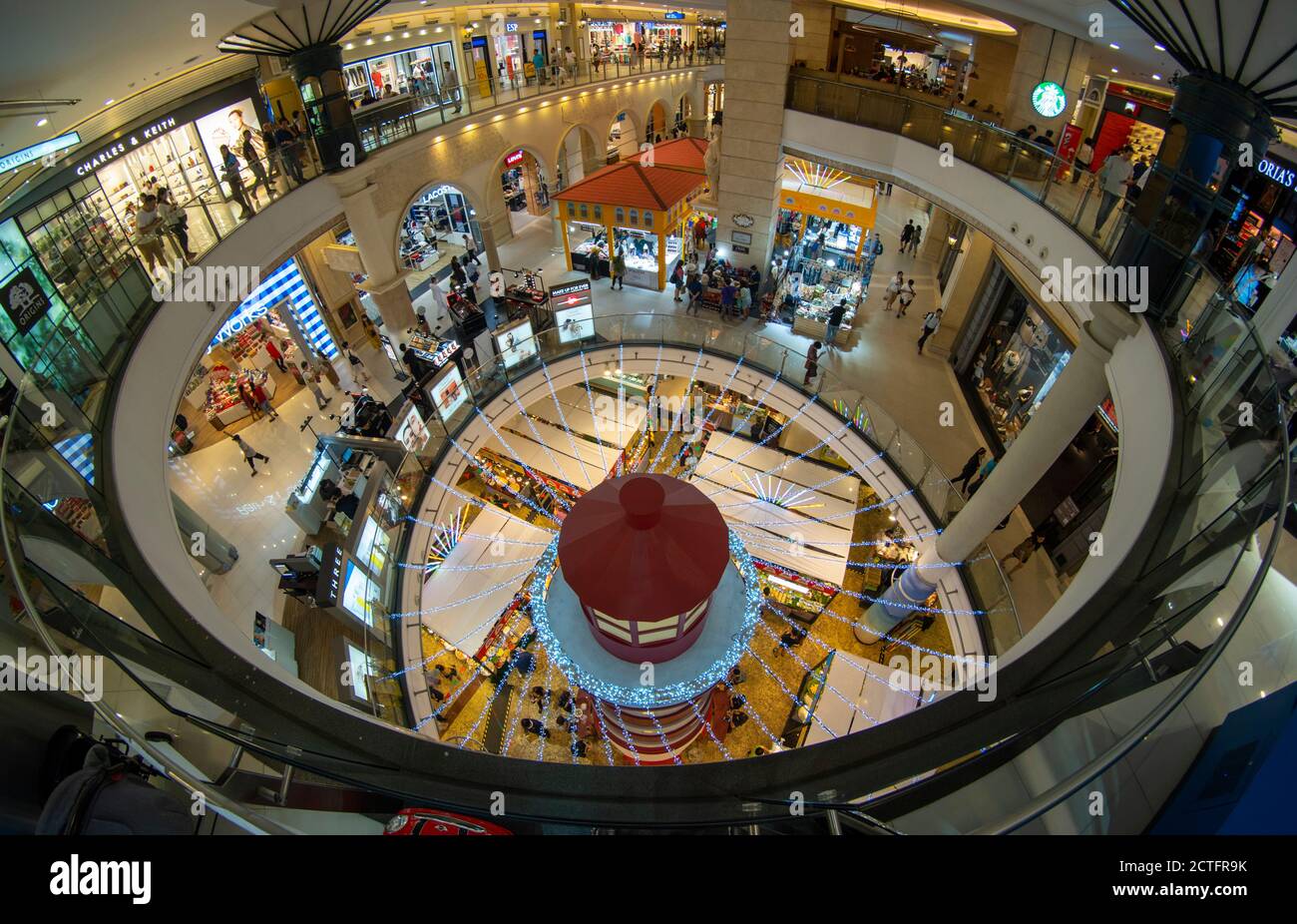 Circular atrium of shopping Mall Terminal 21 Bangkok Stock Photo - Alamy