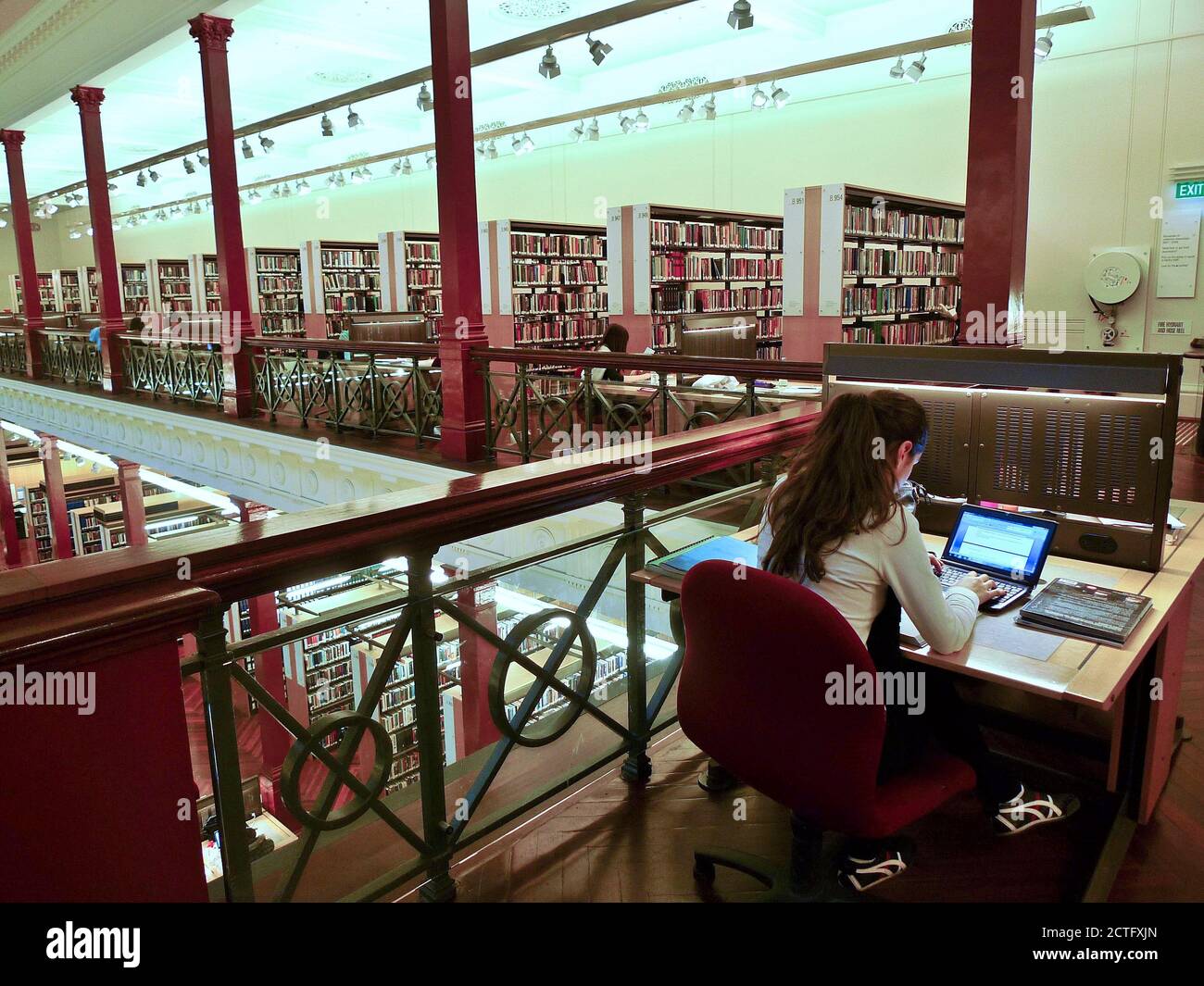 INSIDE OF THE STATE LIBRARY VICTORIA Stock Photo - Alamy
