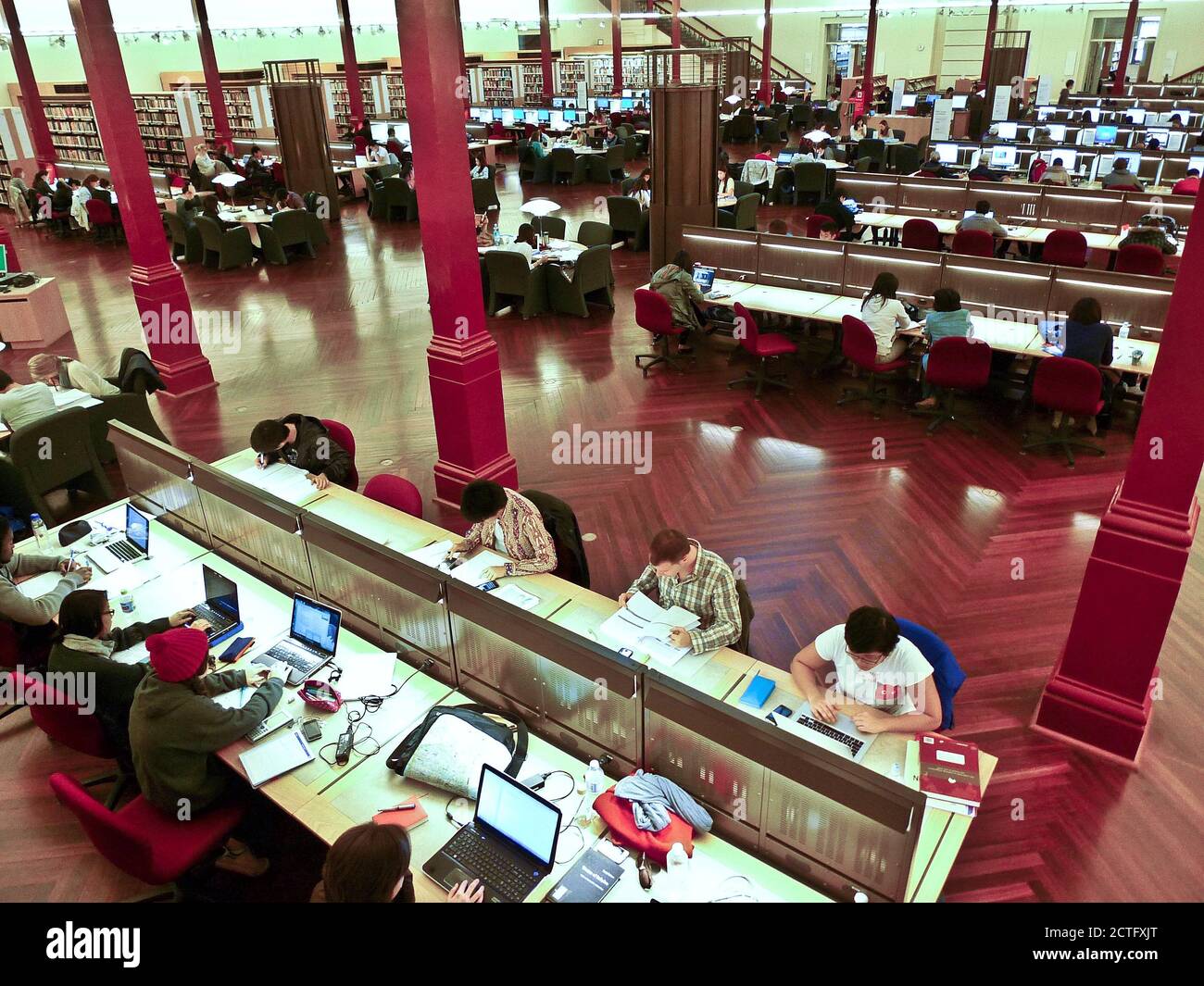 INSIDE OF THE STATE LIBRARY VICTORIA Stock Photo - Alamy