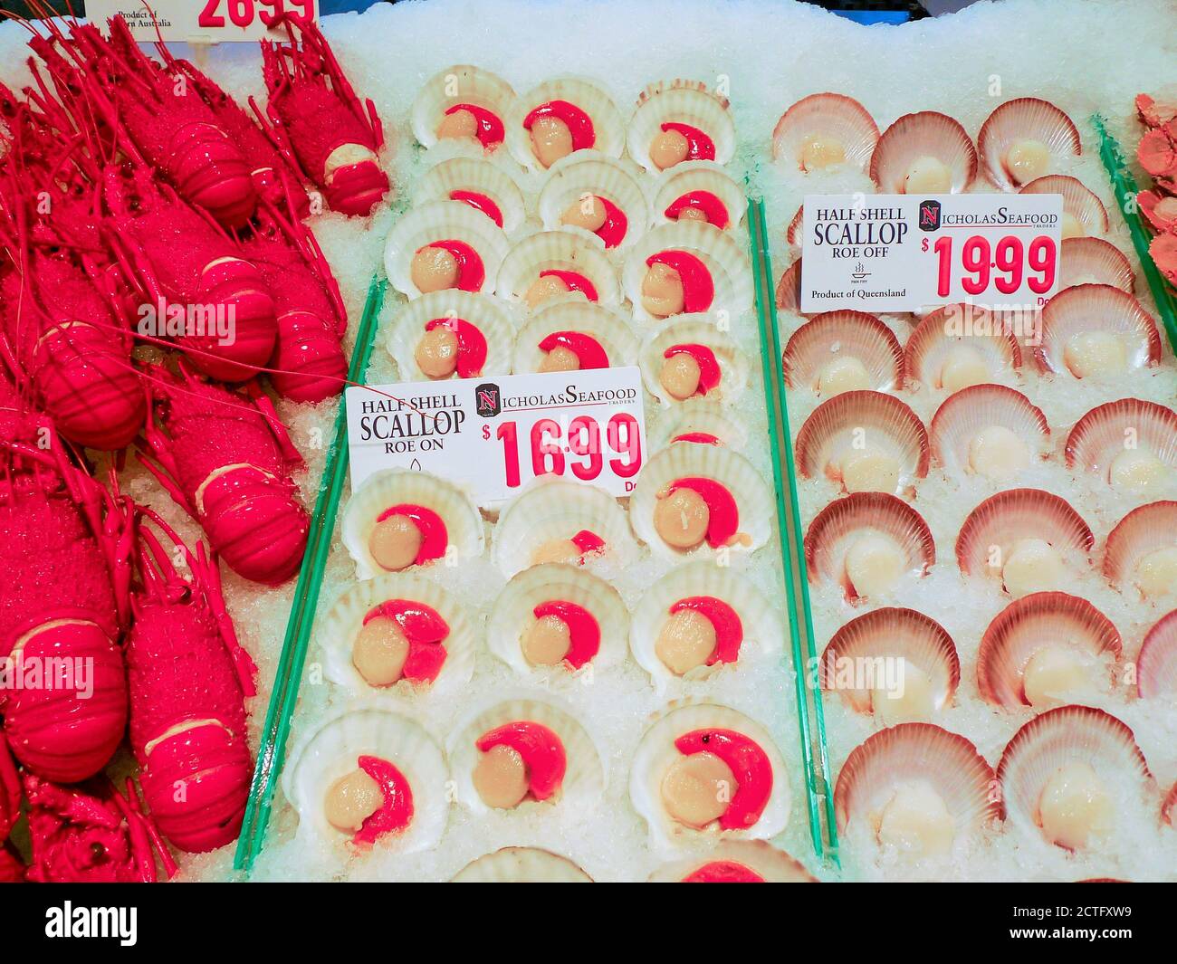 Scallo hi-res stock photography and images - Alamy