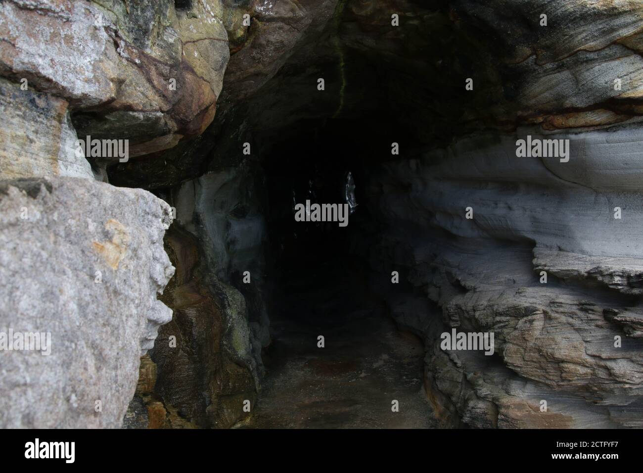 The Queenscliff tunnel or the manly wormhole, constructed in 1908 by ...