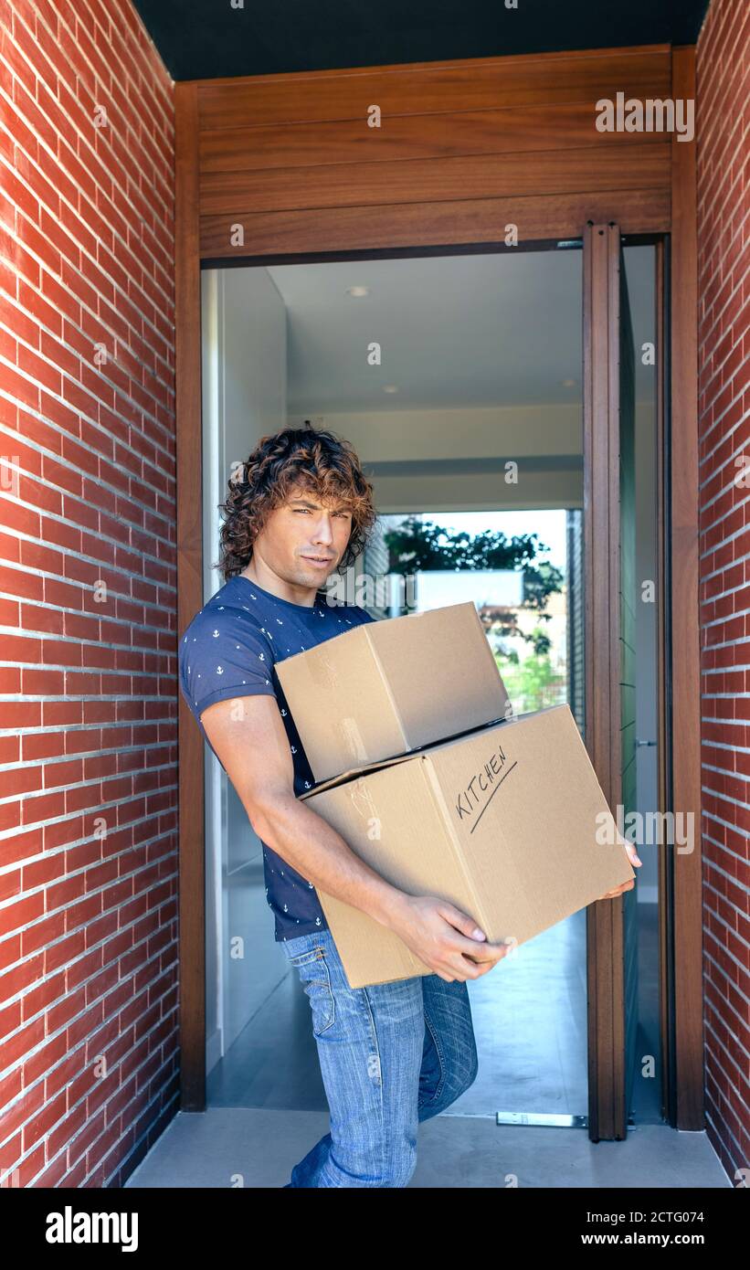 Chalet door hi-res stock photography and images - Alamy