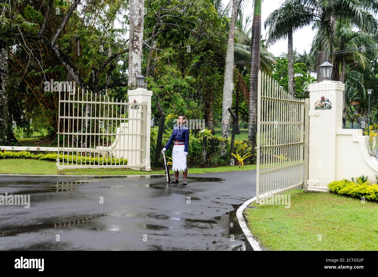 Guard government house suva fiji hi-res stock photography and images ...