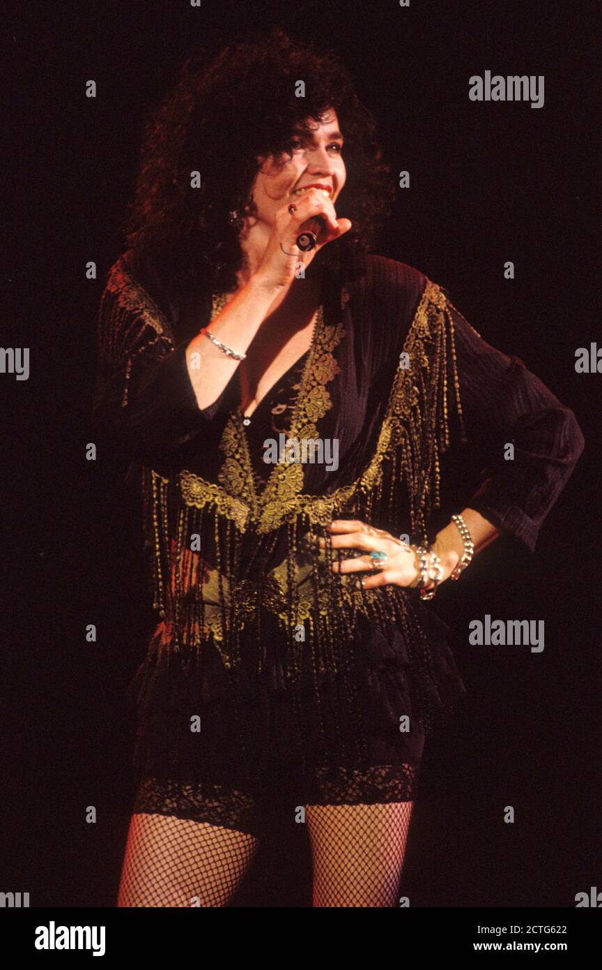 Alannah myles singer hi-res stock photography and images - Alamy