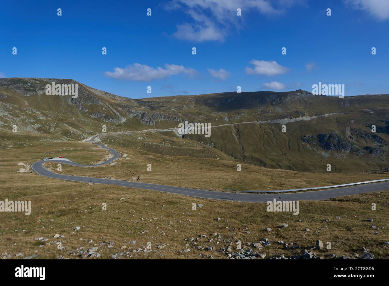 Transalpina road in the Parang mountains, Romania Stock Photo - Alamy