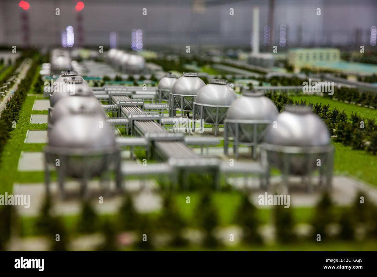 Scale model tank storage hi-res stock photography and images - Alamy