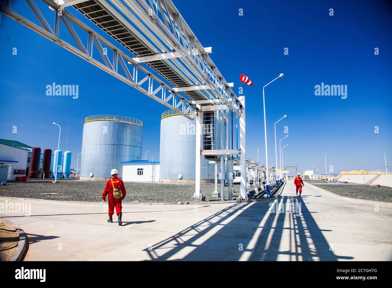 Kazakhstan gas workers hi-res stock photography and images - Alamy
