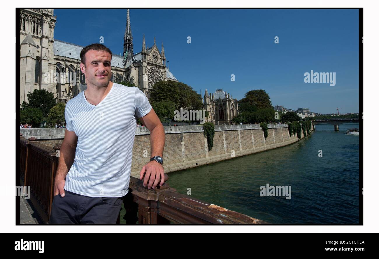 LIONS AND WELSH RUGBY PLAYER JAMIE ROBERTS ENJOYING LIFE AND PLAYING IN ...