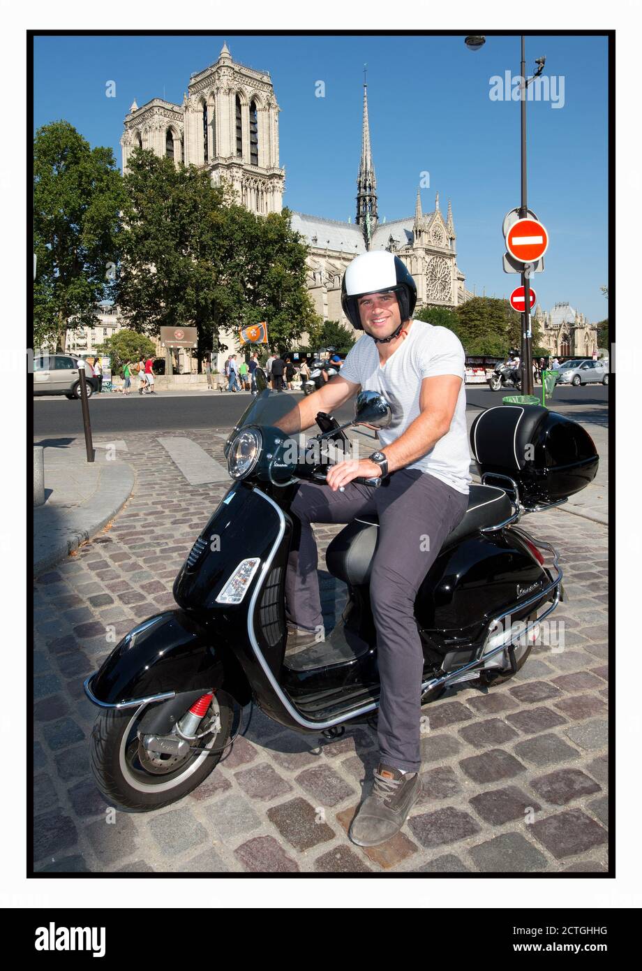 LIONS AND WELSH RUGBY PLAYER JAMIE ROBERTS ENJOYING LIFE AND PLAYING IN ...