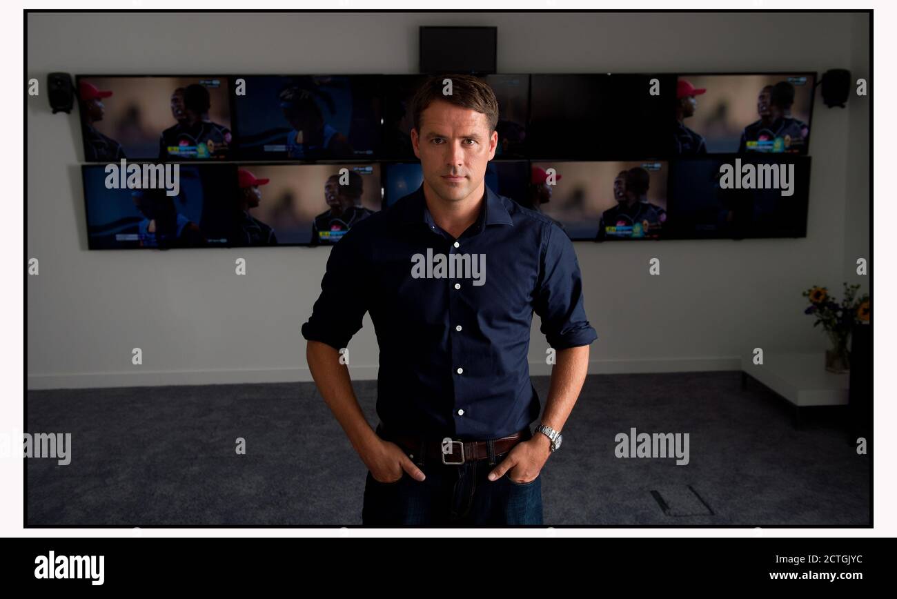 BT SPORT FOOTBALL PUNDIT MICHAEL OWEN, PHOTOGRAPHED AT THE STATION'S TV ...