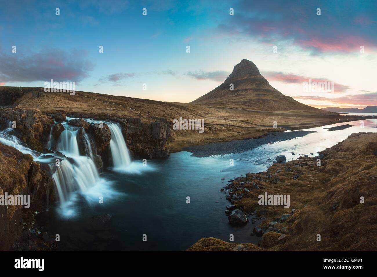 Scenic image of Iceland. Great view on famouse Mount Kirkjufell With ...