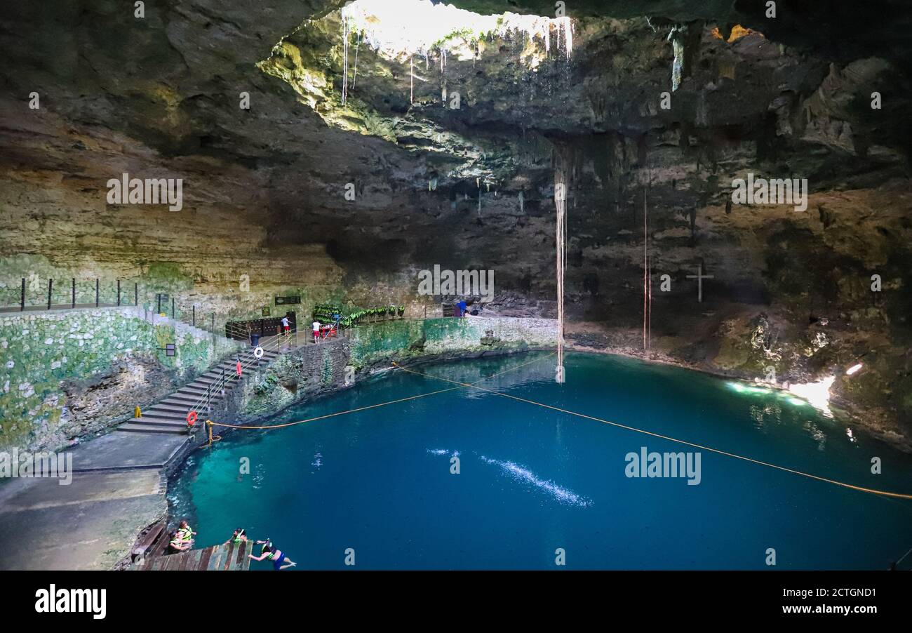 Hubiku cenote hi-res stock photography and images - Alamy