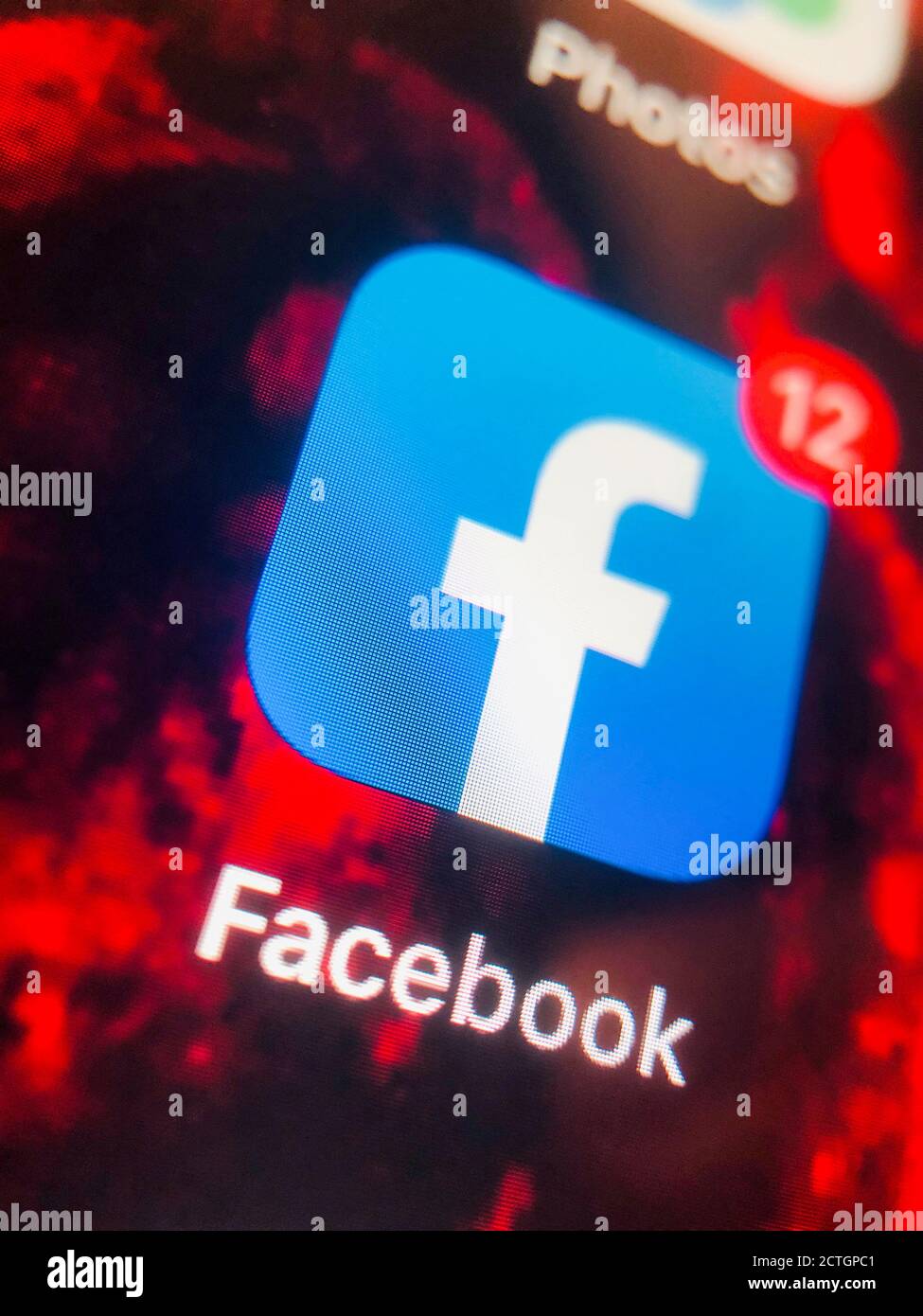 Smartphone Facebook icon Stock Photo - Alamy