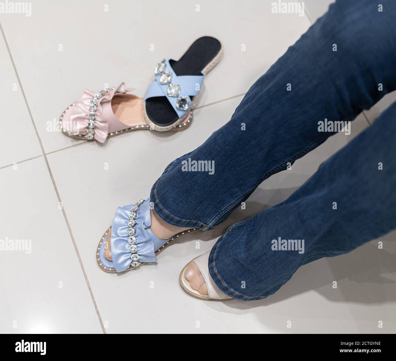 Woman shoes in store hi-res stock photography and images - Alamy