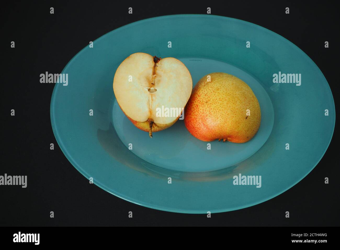 Cut part hi-res stock photography and images - Alamy