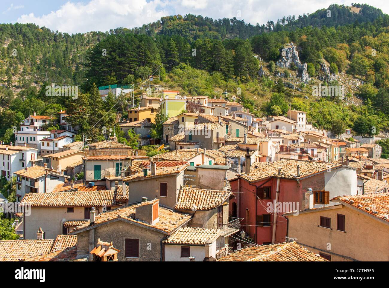 One of the most picturesque villages of the Apennine Mountains, Cervara ...