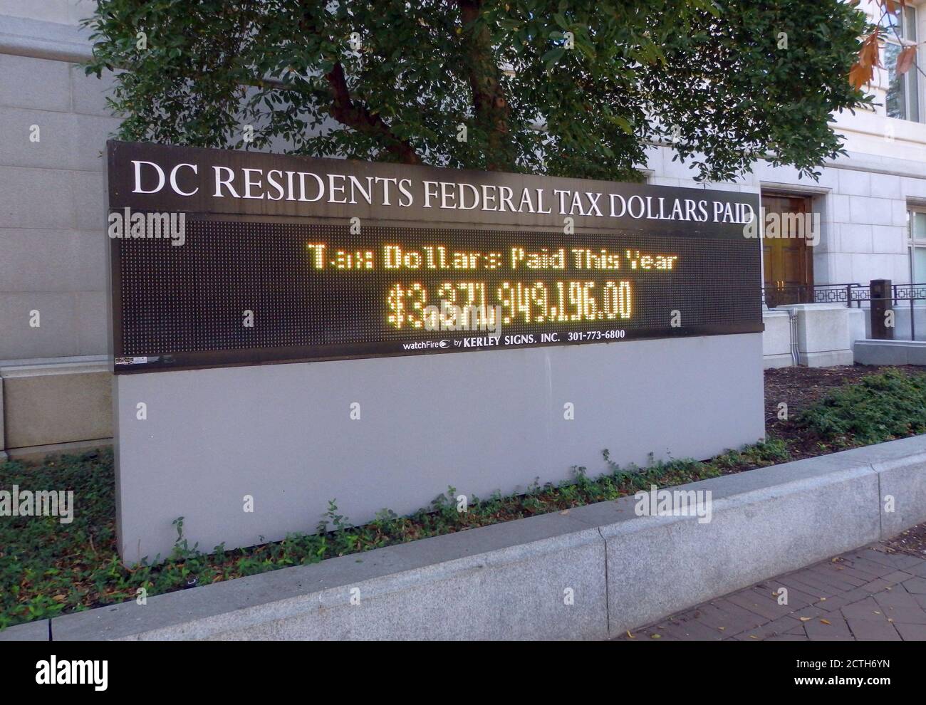 Tax dollars hi-res stock photography and images - Alamy