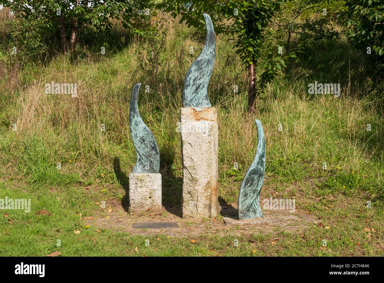 Millennium birds sculpture hi-res stock photography and images - Alamy