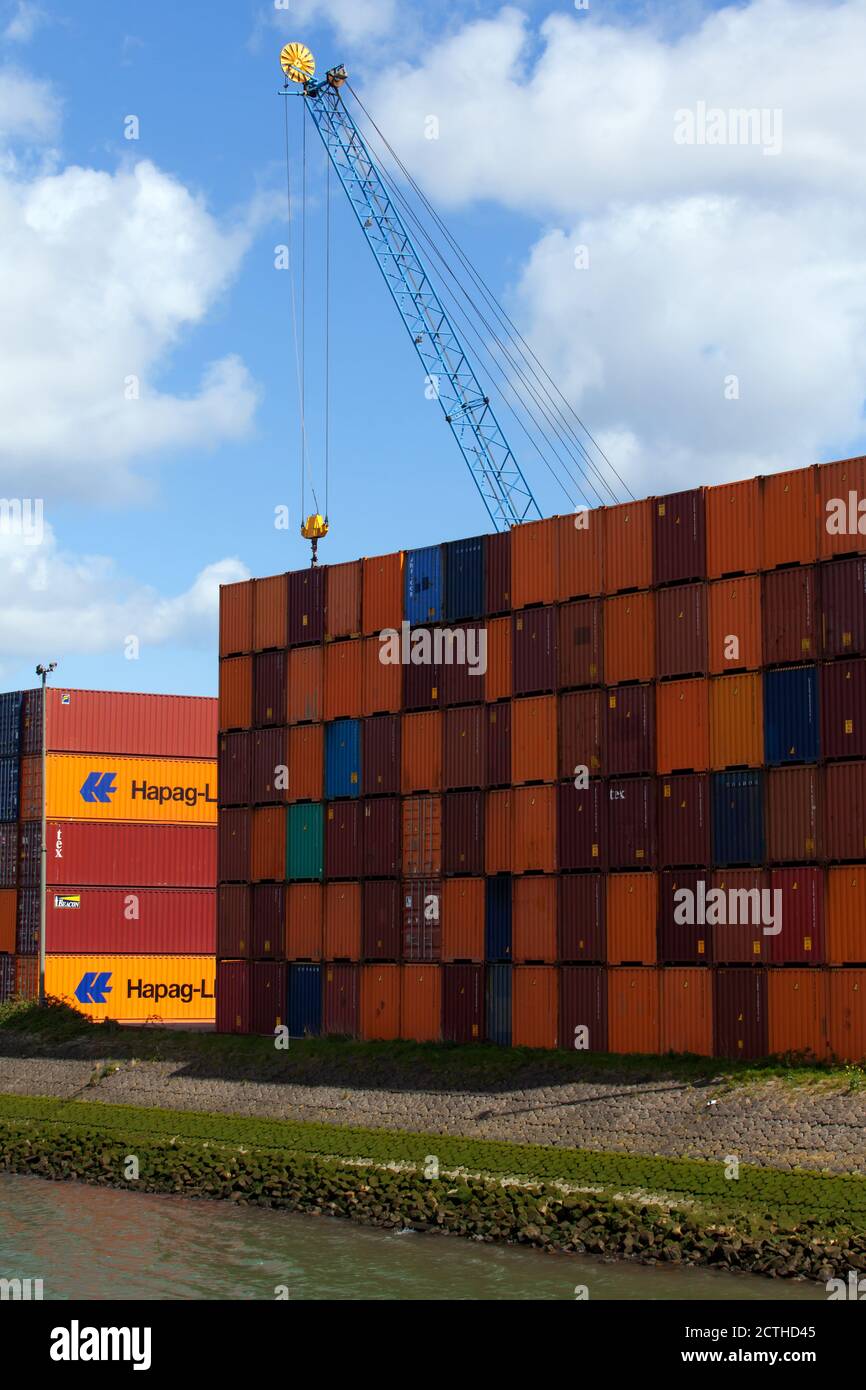 ROTTERDAM - Container storage in the harbour Stock Photo - Alamy