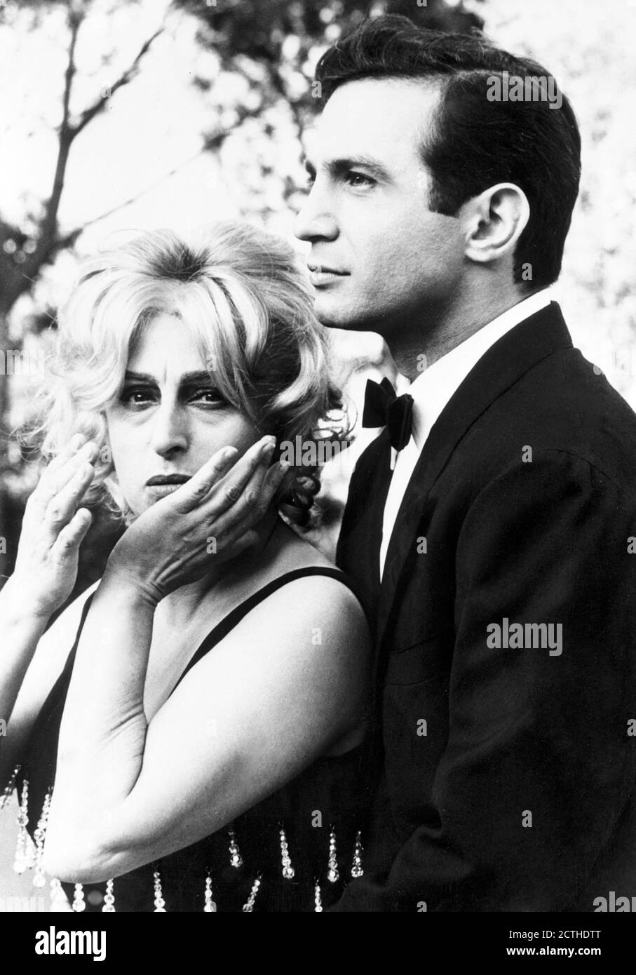 Vintage italian film actors hi-res stock photography and images - Alamy