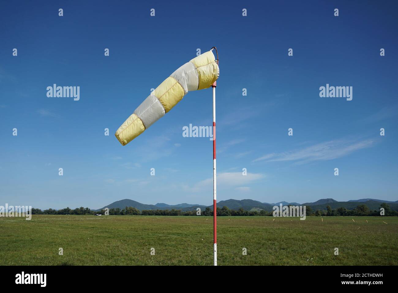 Traffic speed warning indicator hi-res stock photography and images - Alamy