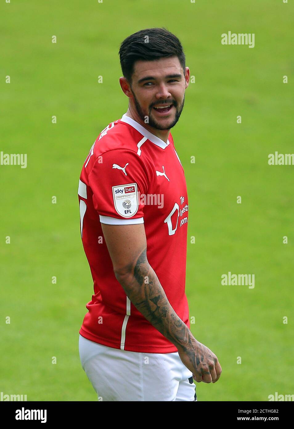Barnsley's Alex Mowatt Stock Photo - Alamy