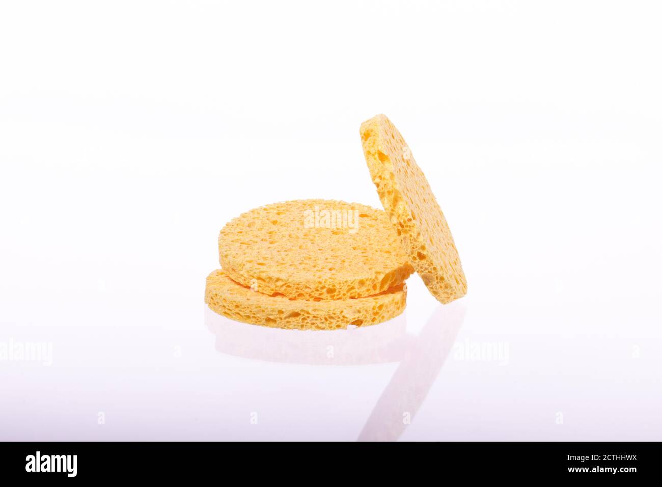 Organic face body sponges hi-res stock photography and images - Alamy